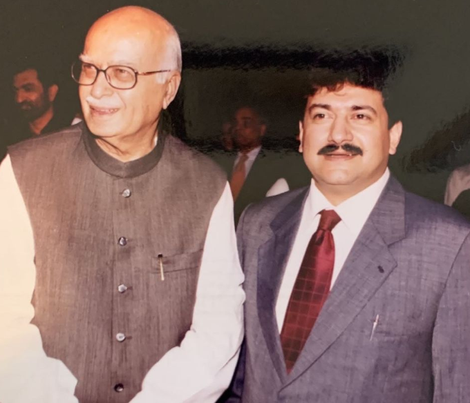 Hamid Mir Net Worth / Biography, Osama Bin Laden Interview, Ajmal Kasab ...