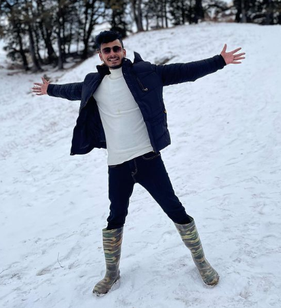 Devanshu Mahajan (Chimkandi) Age, Family, Girlfriend, Net Worth 2023 ...