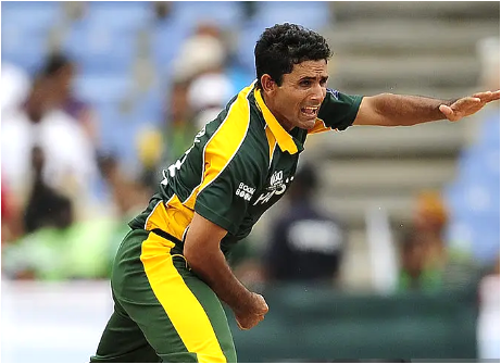 Abdul Razzaq (Pakistani cricketer) Net Worth - Age, Bowling speed ...