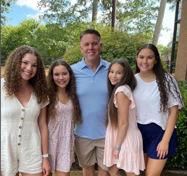 Olivia Haschak Age, Height, Family, Father, Mother, Siblings, Sister ...