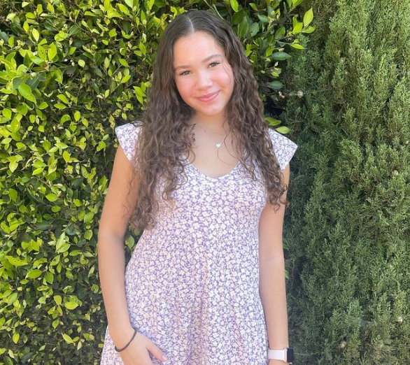 Sierra Haschak: Age, Height, Family, Parents, Father, Mother, Sisters ...