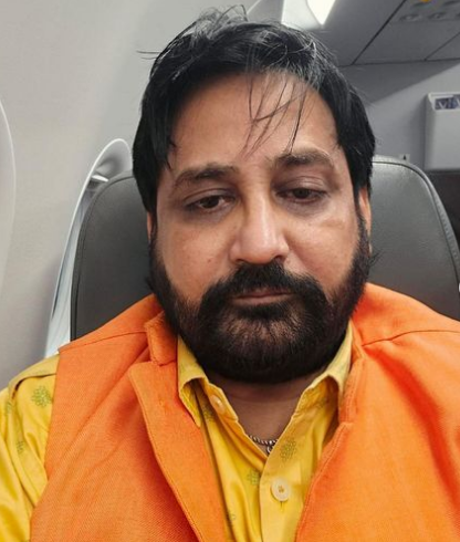 Who was Sukhdev Singh Gogamedi (Karni Sena Chief)? Age, Wife, Family ...