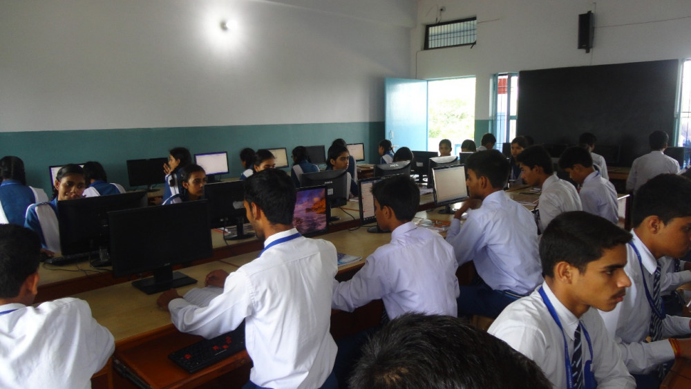 Casterbridge School, Ballia