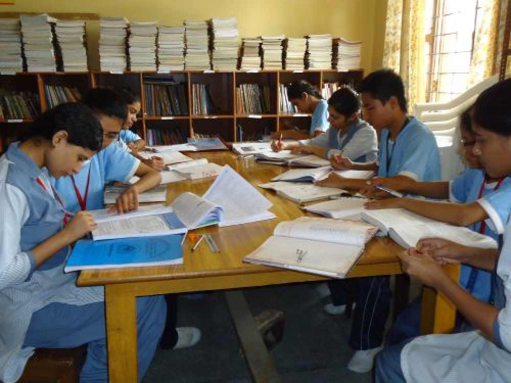 Adarsh Public School, Noida (UP)