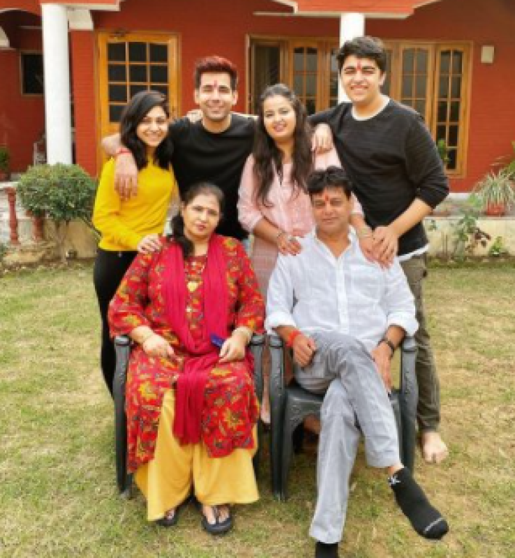 Rishi Dev Sharma (Rimorav Vlogs) Net Worth 2023 | YouTube Salary Income, Age, Girlfriend, Series ...