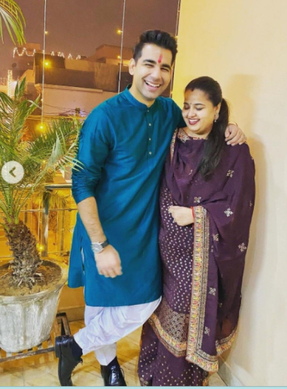 Rishi Dev Sharma (Rimorav Vlogs) Net Worth 2023 | YouTube Salary Income ...