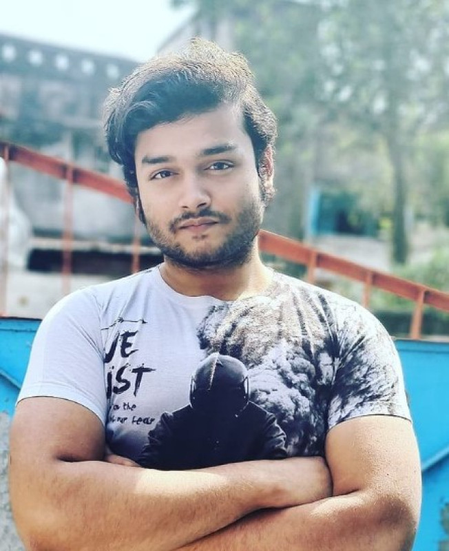 Facttechz (Rajesh Kumar) Net Worth 2023: Youtube/Salary Income Age ...