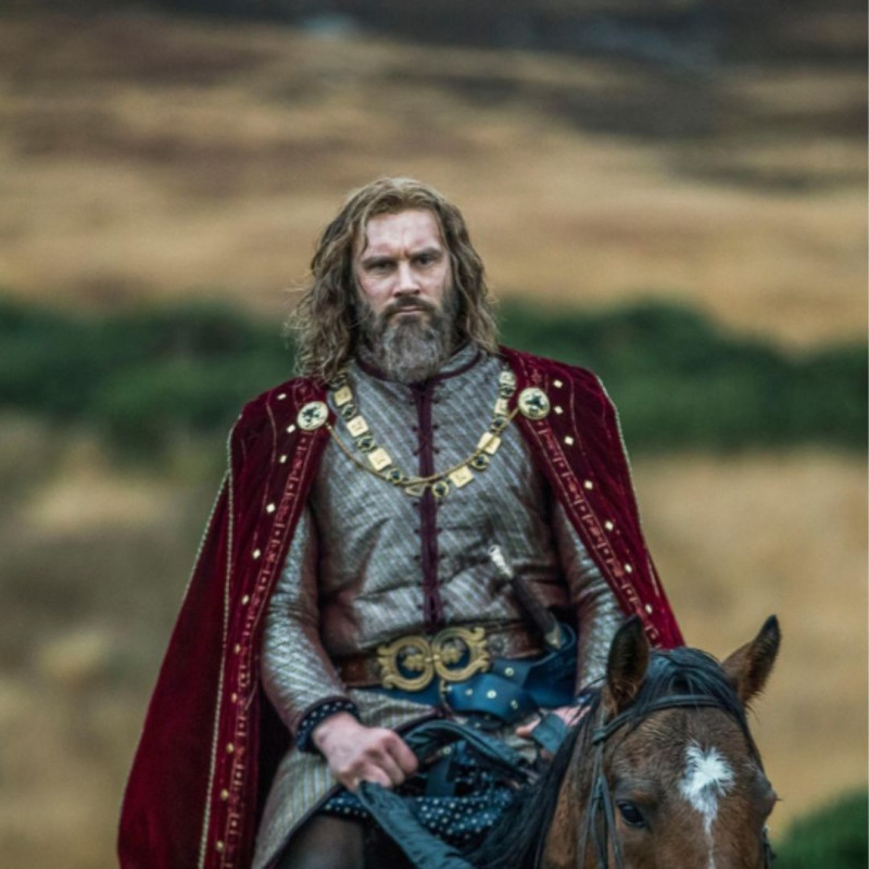 Clive Standen Net Worth / Biography 2023: Vikings, Movie, TV Show, Wife ...