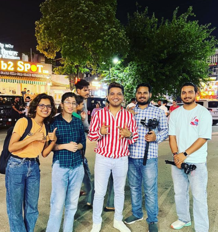 Aseem Juneja (A Digital Blogger) Net Worth 2023 | Age, Father Name ...