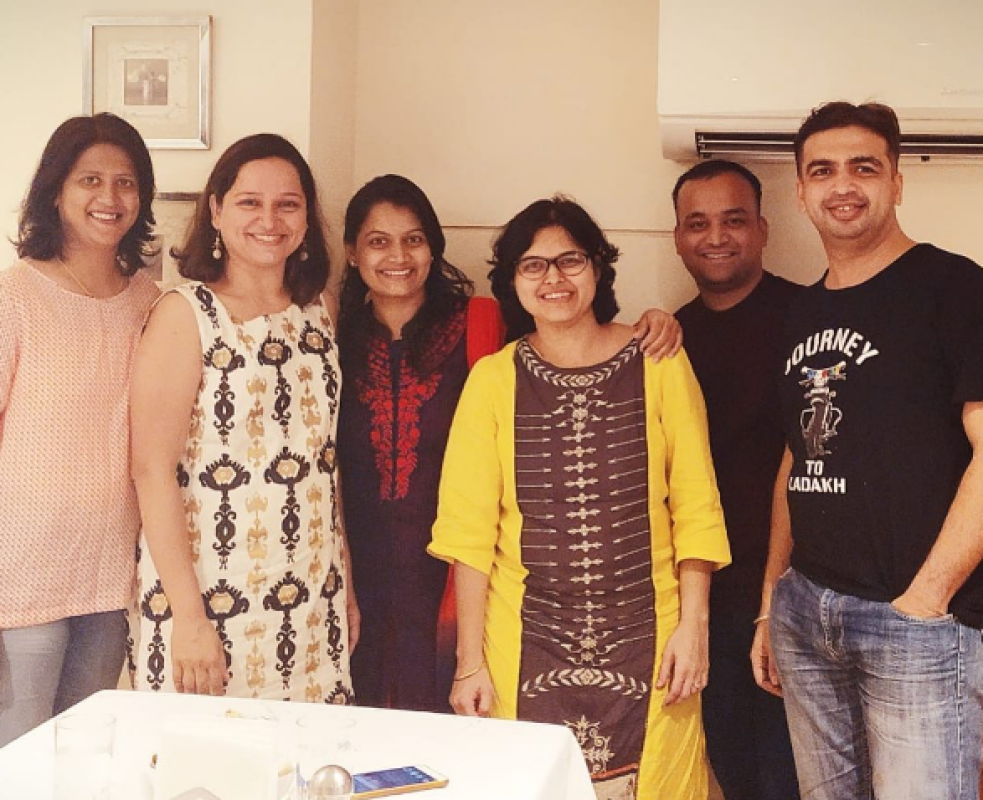 CA Rachana Ranade Net Worth 2023 | Age, Husband, Technical Analysis ...