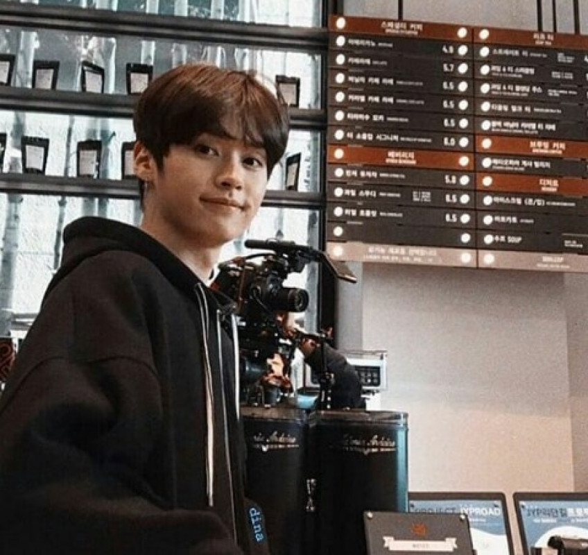 Who is Lee Know? Age, Height, Birthday, Stray kids, Band, Siblings ...