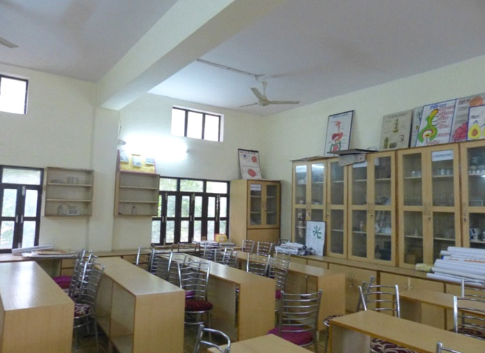 Vasanta College for Women, Varanasi (Rajghat Fort)